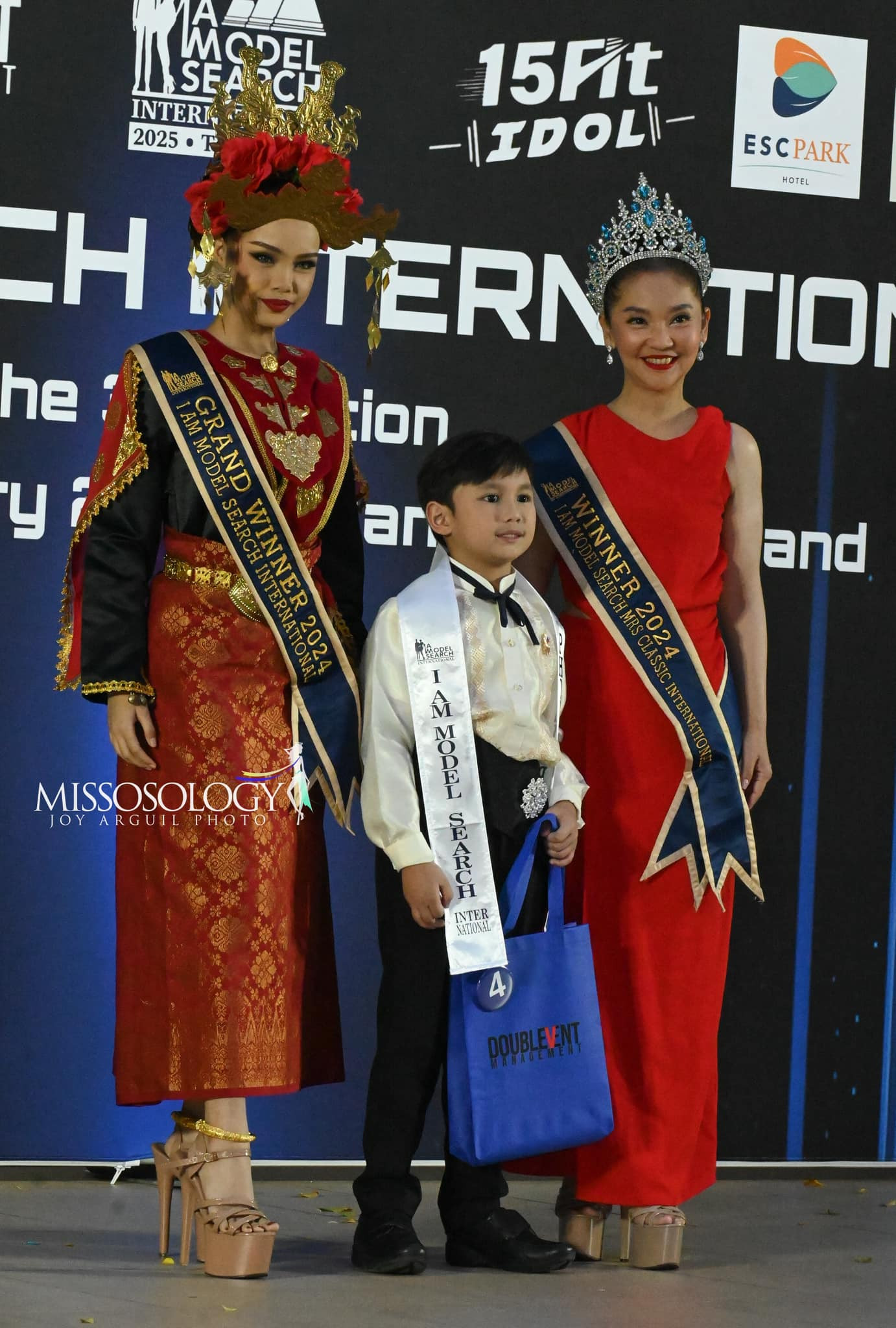fotos de iam model search international 2025.