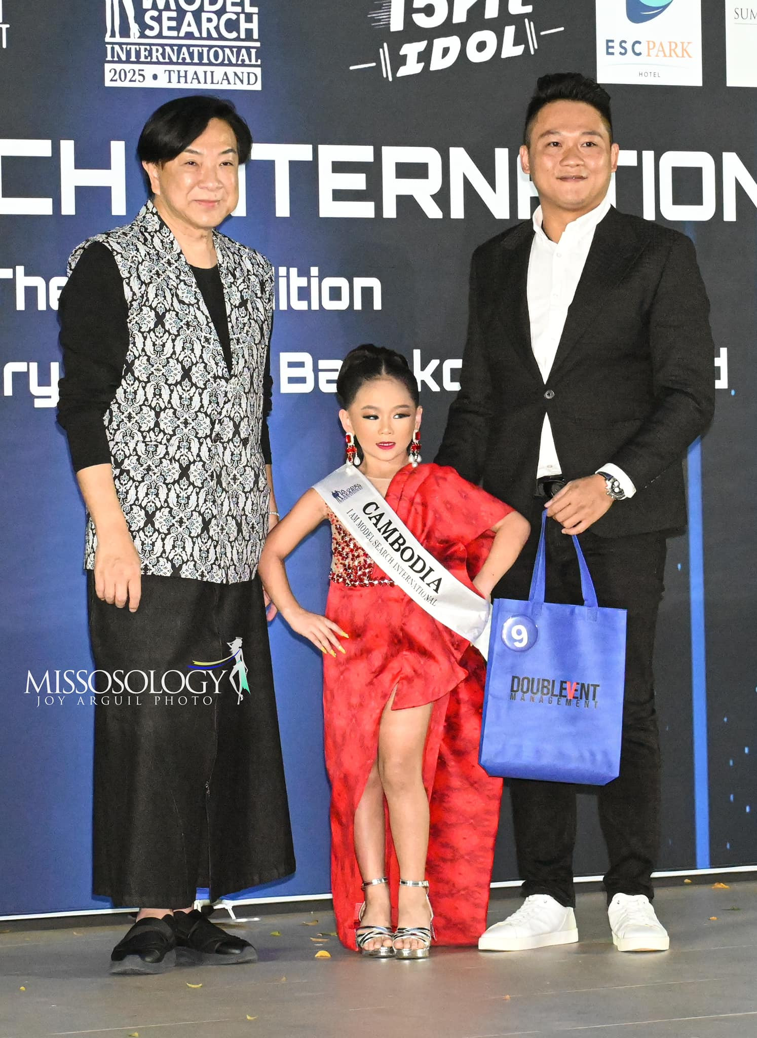 fotos de iam model search international 2025.
