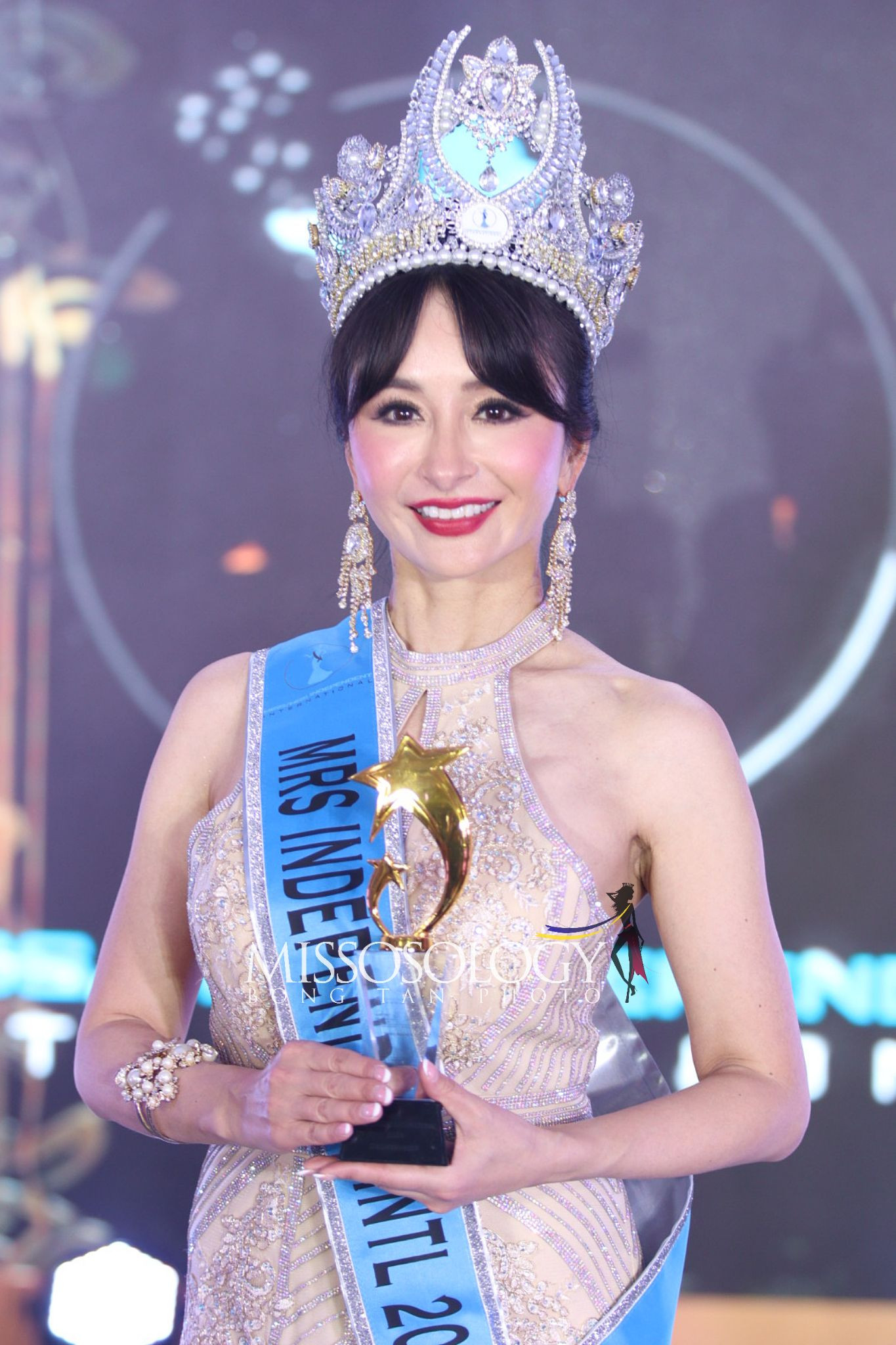 resultados de miss & mrs independent international 2025.