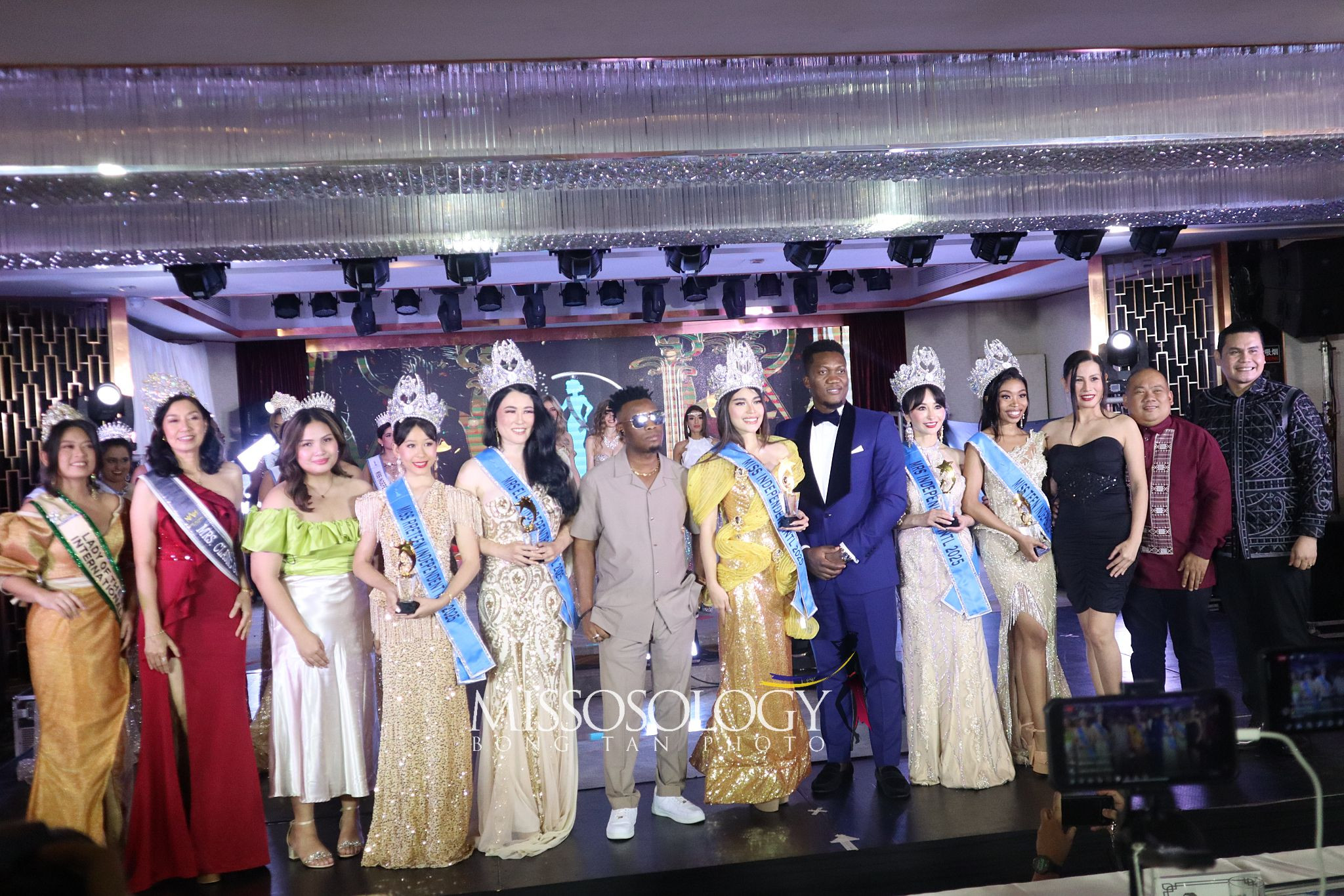 resultados de miss & mrs independent international 2025.