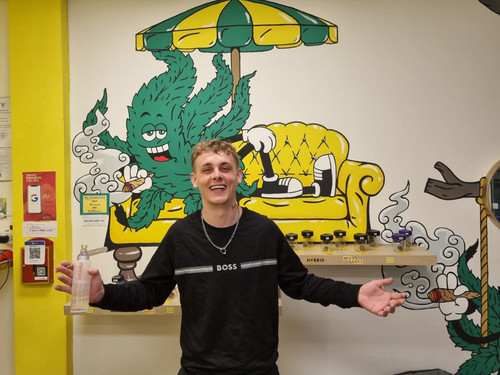 2 British Nationals CIARAN CRELLIN and JORDAN HOGG Arrested in Cambodia ...