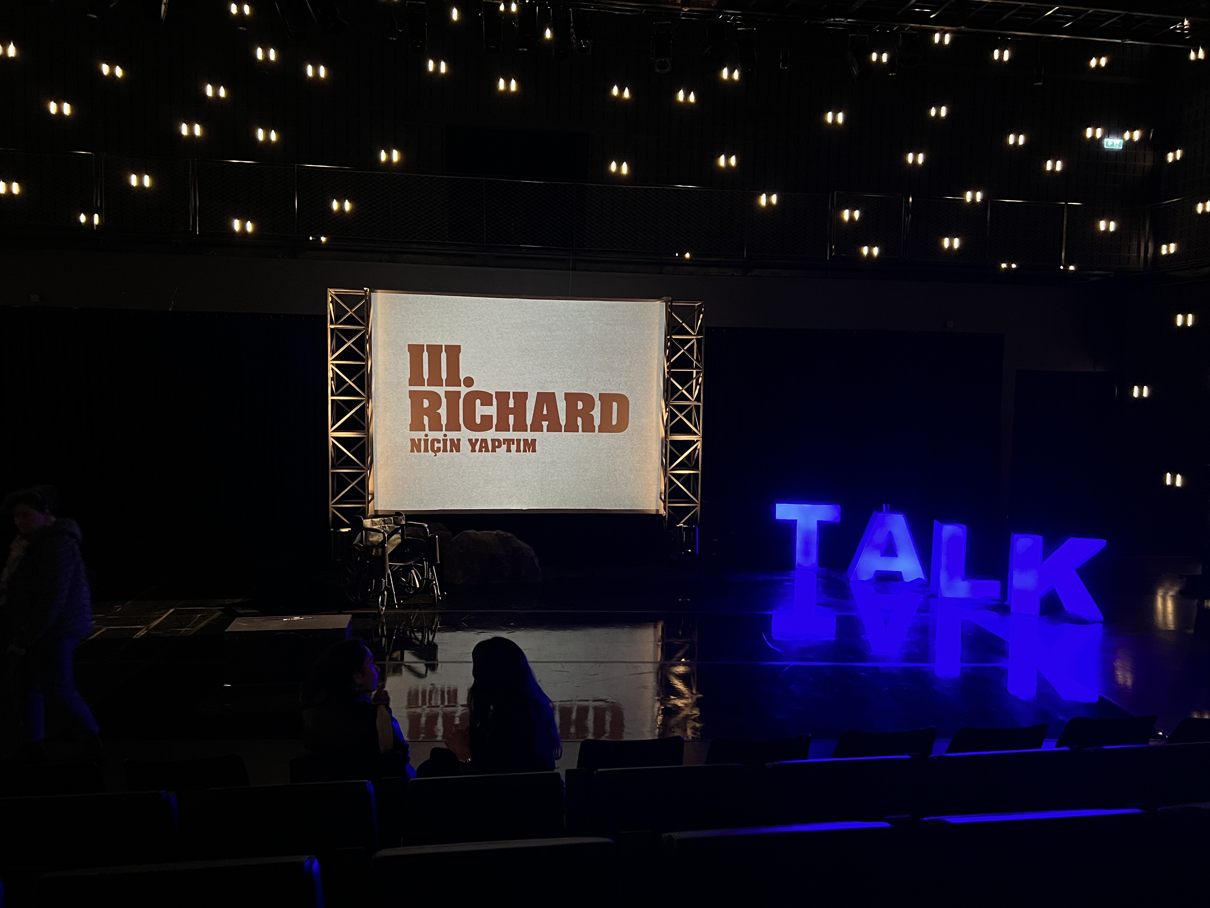 An Overview of III. Richard: Niçin Yaptım (Richard III: Why Did I Do It ...