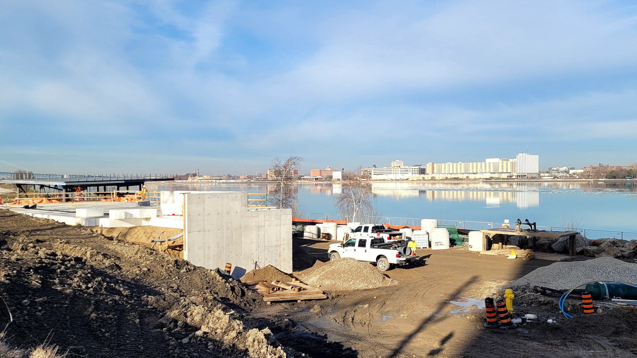 WINDSOR | Construction - News and Development - Page 136 - SkyscraperPage Forum