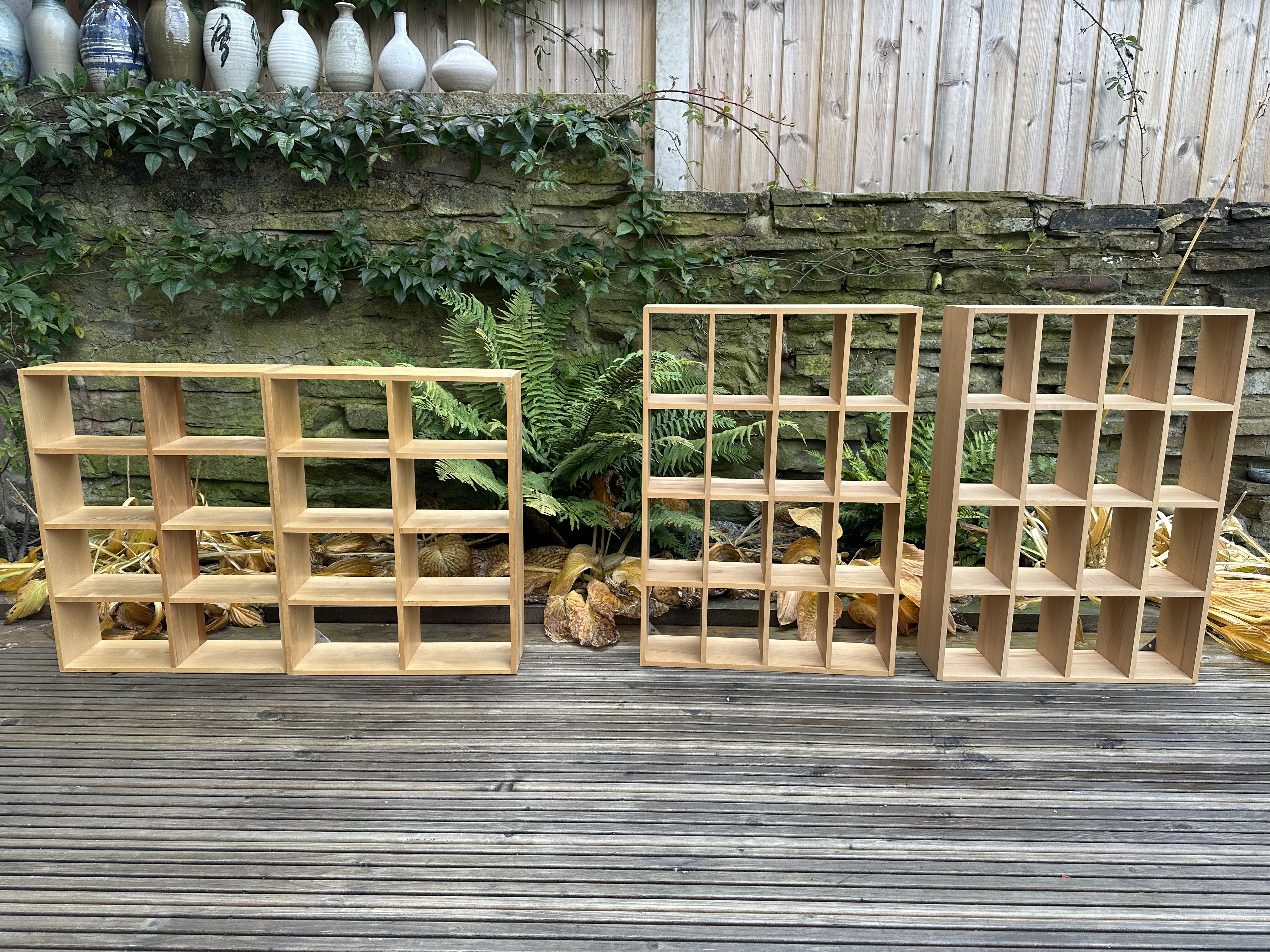 [FS] - Habitat solid wood CD storage | pink fish media