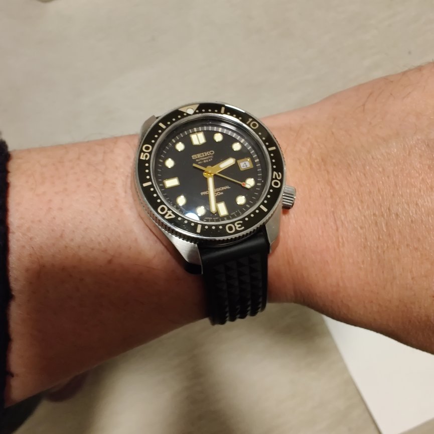 TimeZone : Sales Corner » FS: Seiko Prospex Professional 300m automatic ...