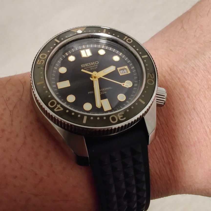 TimeZone : Sales Corner » FS: Seiko Prospex Hi-beat SLA025 Limited