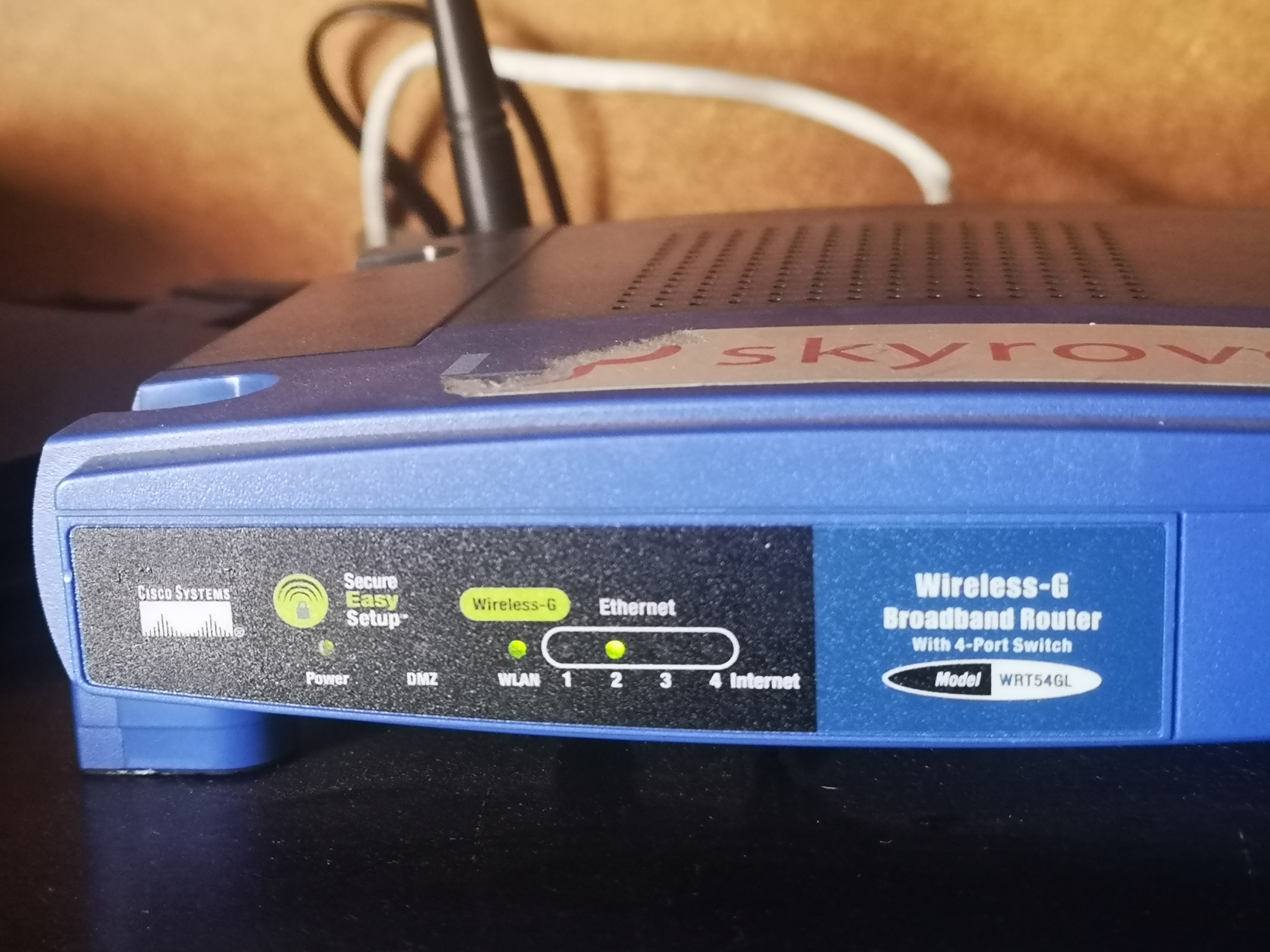 Referred here by the Old School Runescape sub. Any fellow/former ...