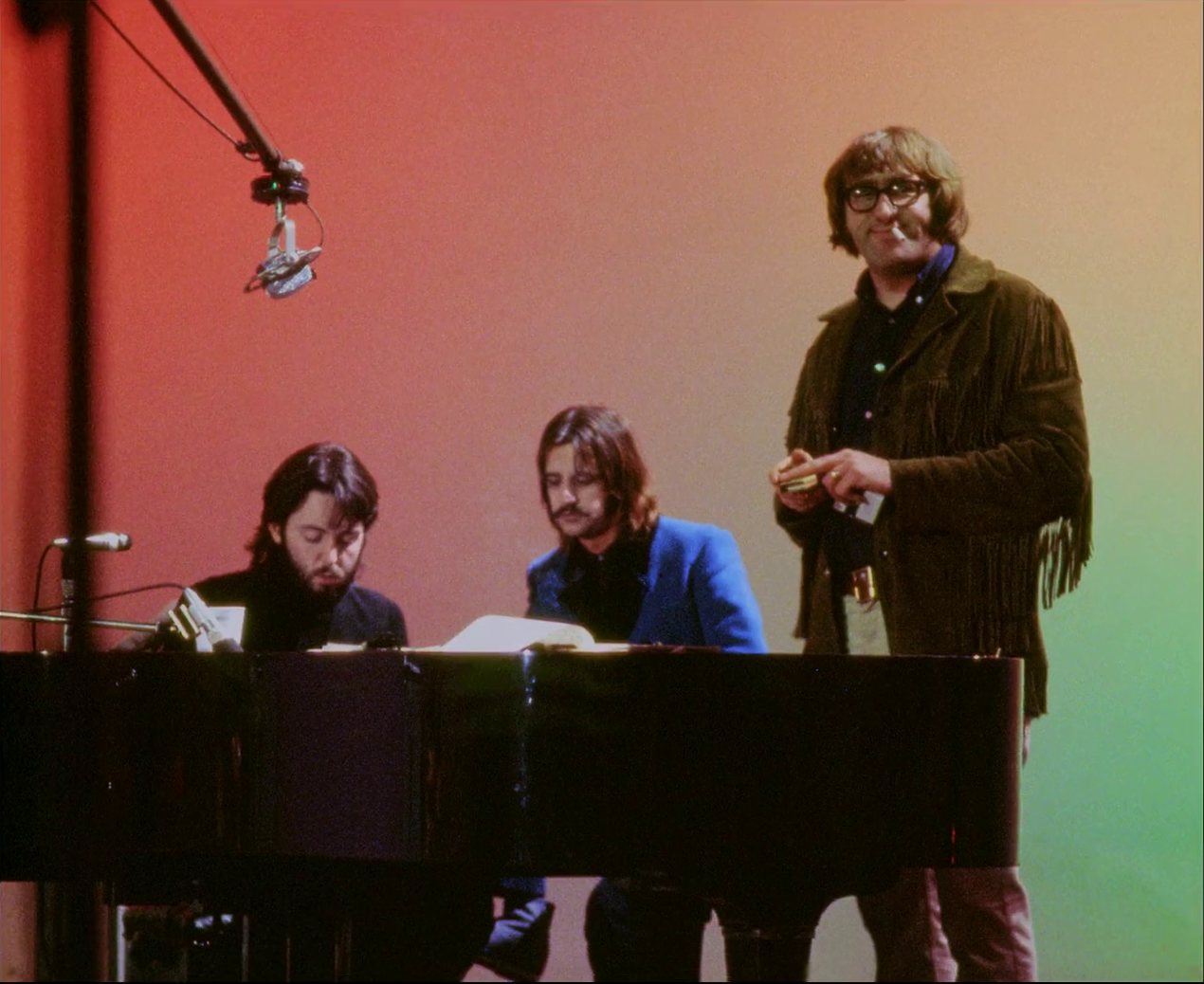 THE BEATLES -"GET BACK" film directed by Peter Jackson on Disney+ ...