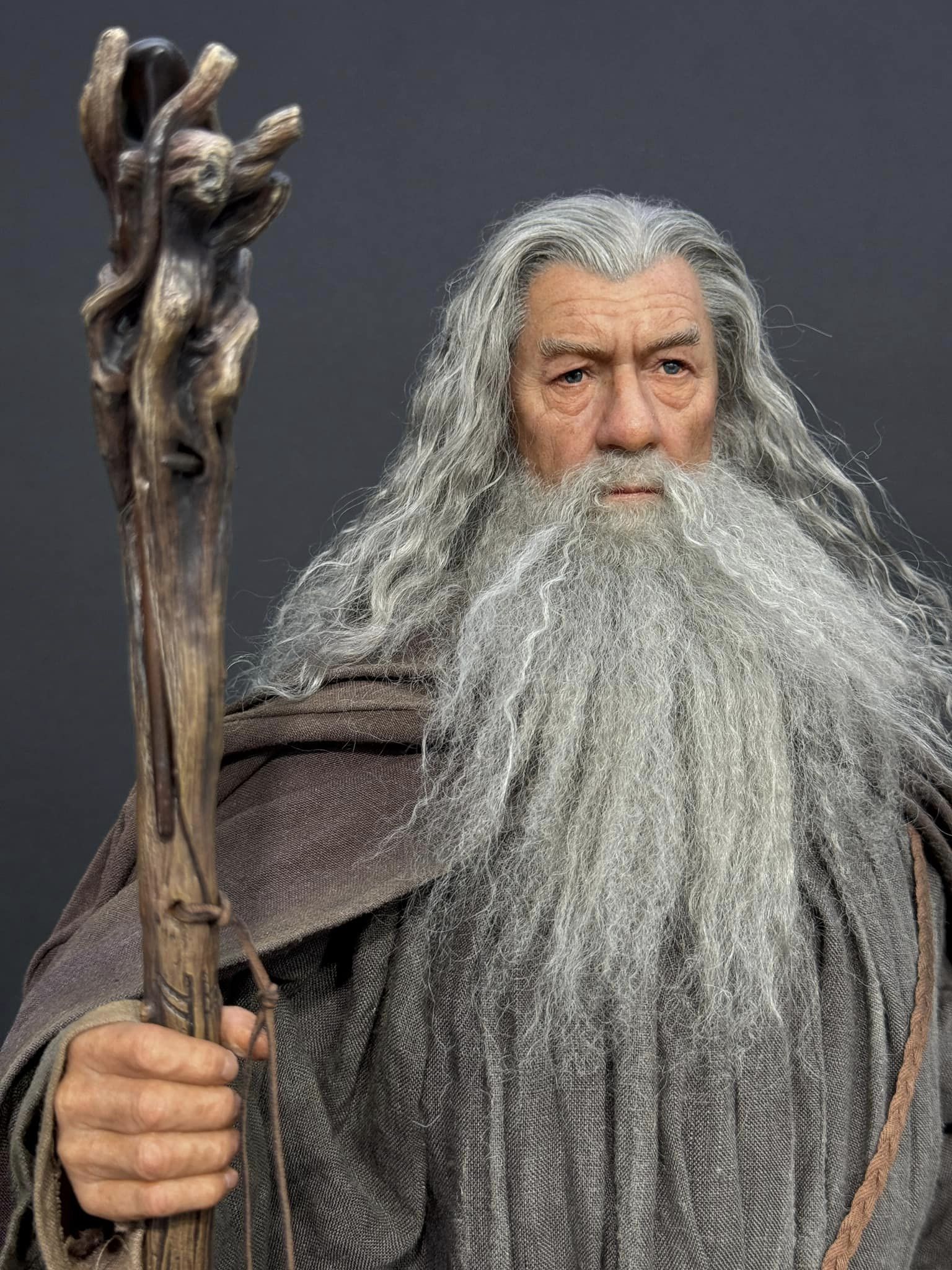 Queen Studios: LOTR - Gandalf 1/3 Statue | Collector Freaks ...