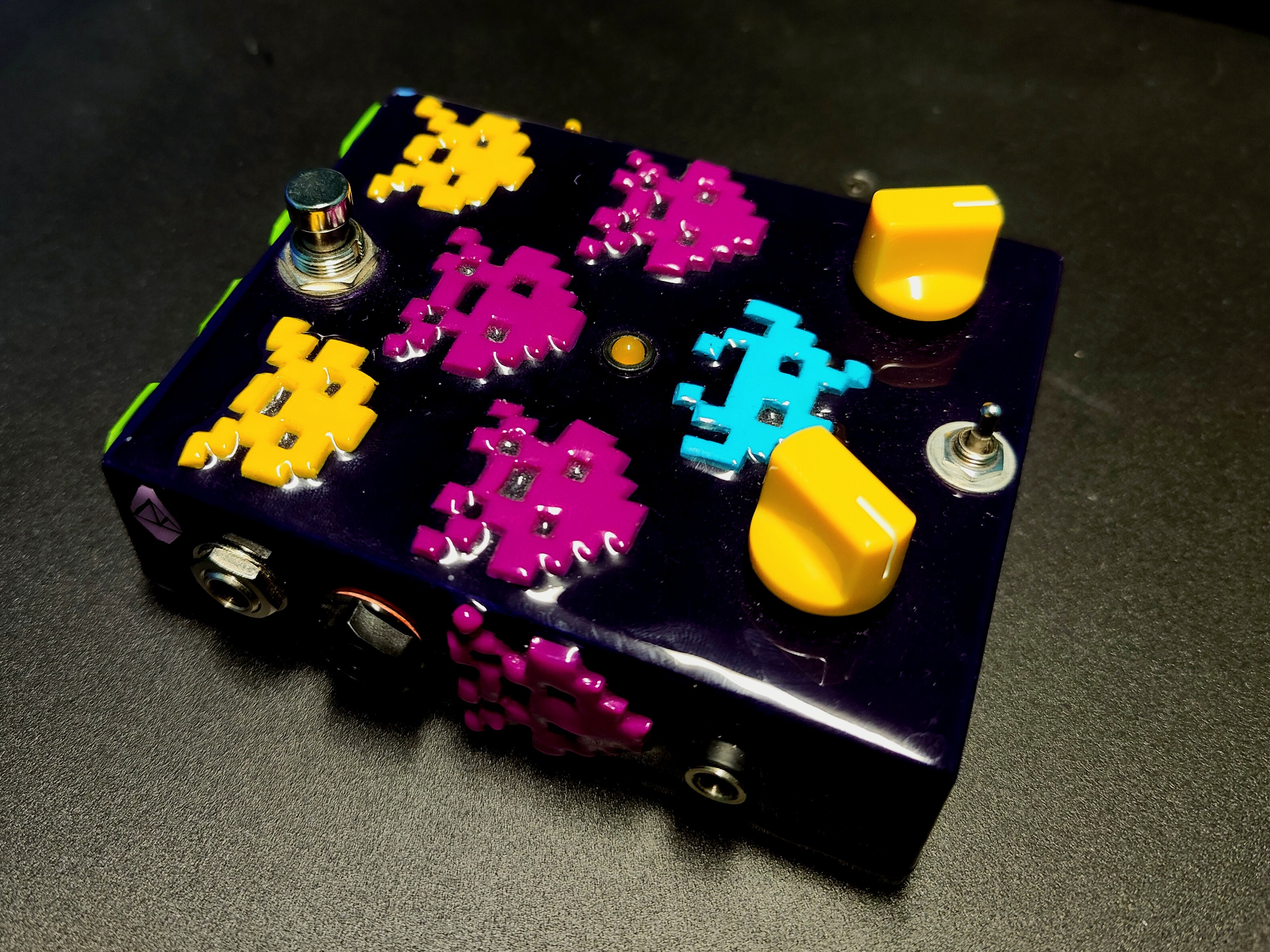 FS: Jam Pedals Custom Shop Retro Vibe V2, Jam Pedals Fuzz Phrase SI ...