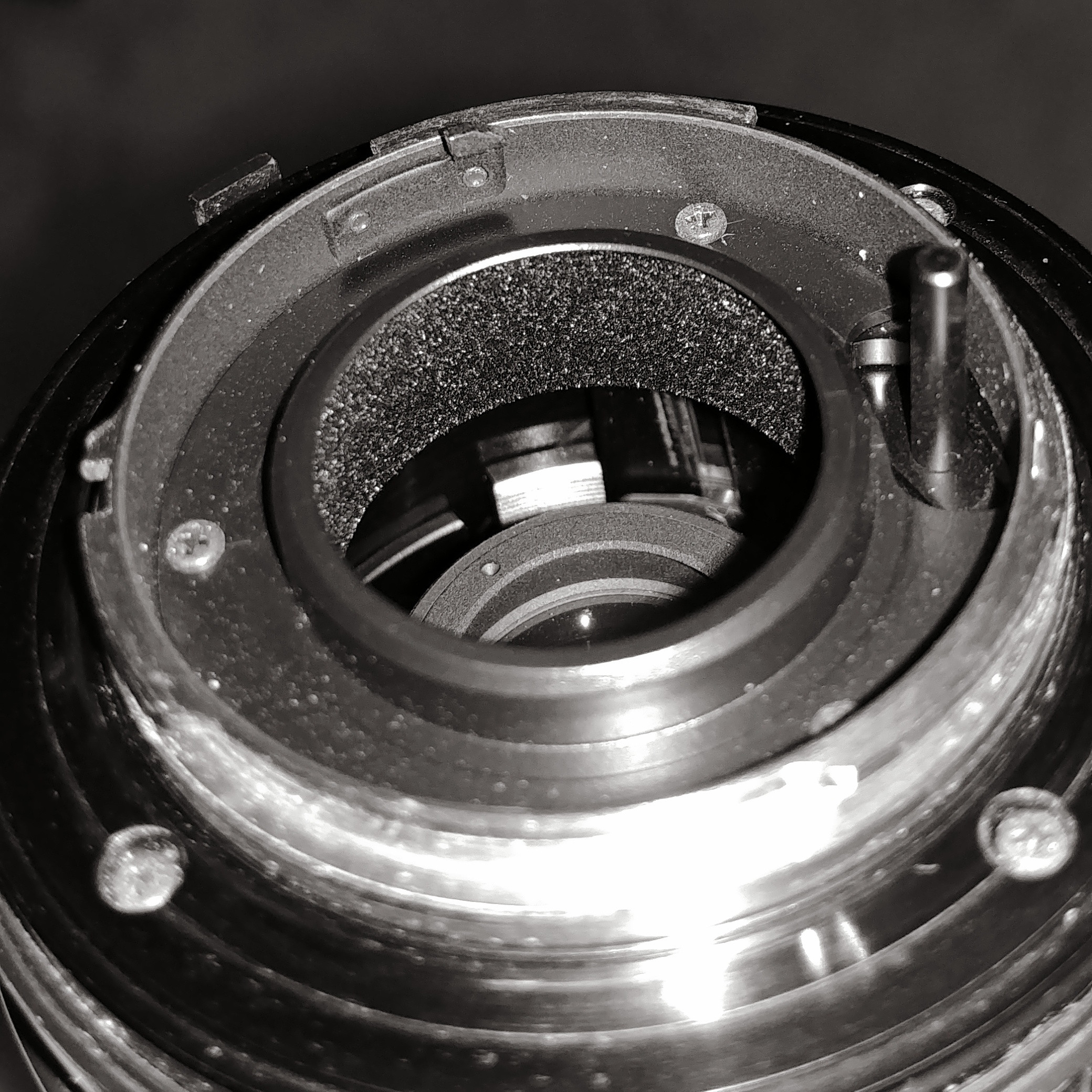 Hi Guys. Need confirmed it's Minolta mount.Lens itself is SIGMA 70-210 ...